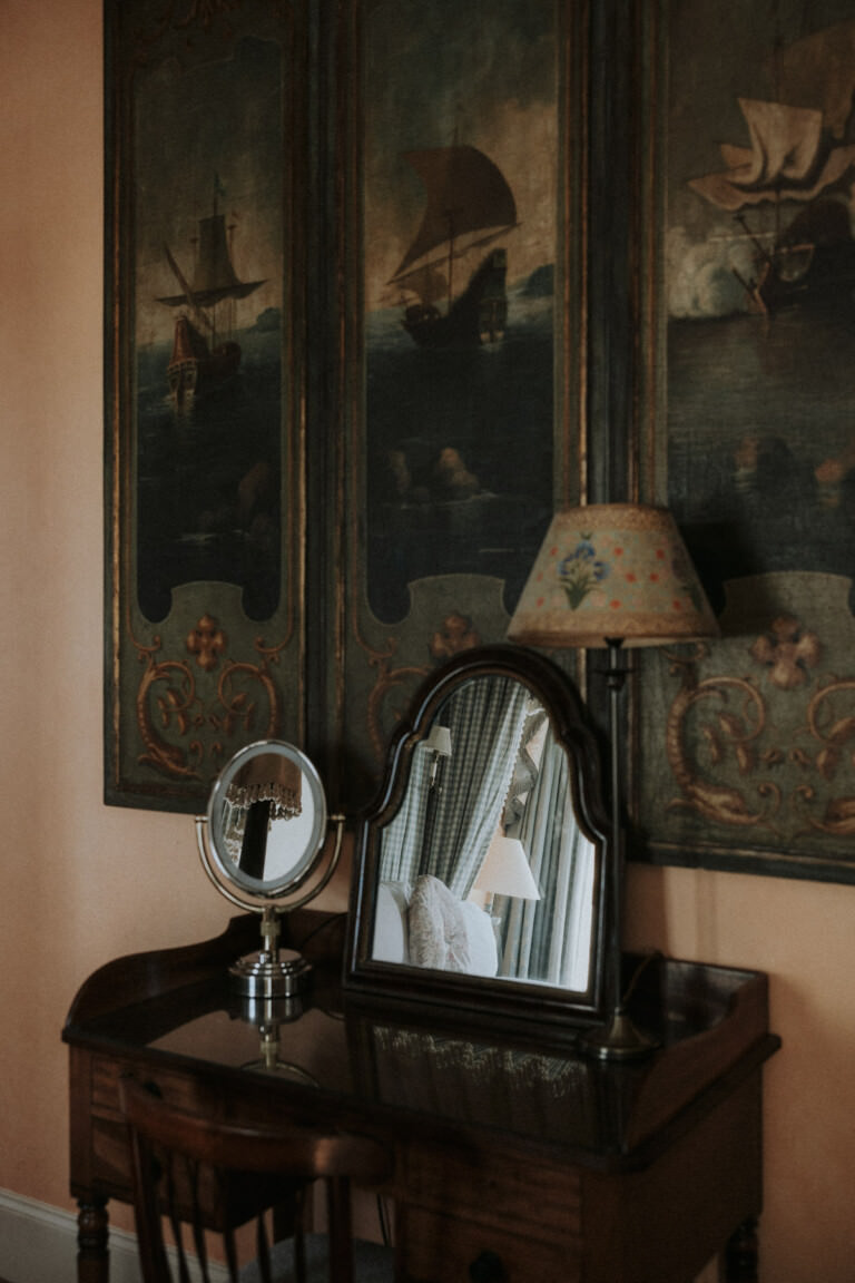 Romantic Wedding at Rosebery House - Bernadeta Kupiec Photography