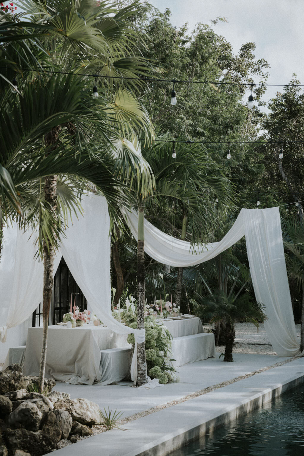 Chic Jungle wedding at Kima Tulum - Bernadeta Kupiec Photography